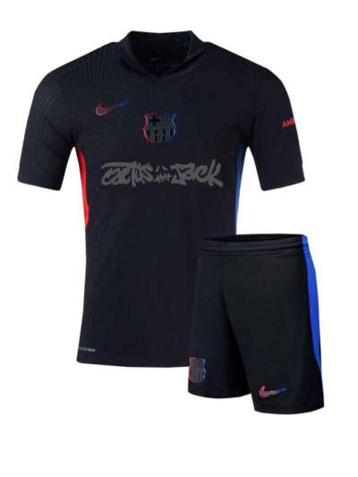 Barcelona Travis Scott Black Out Kit With Shorts 24-25 Season.